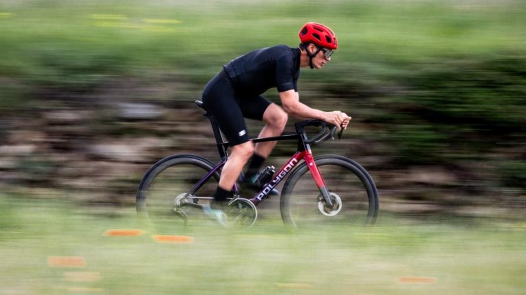 Strattos vs Helios Road Bike | Polygon Bikes CA