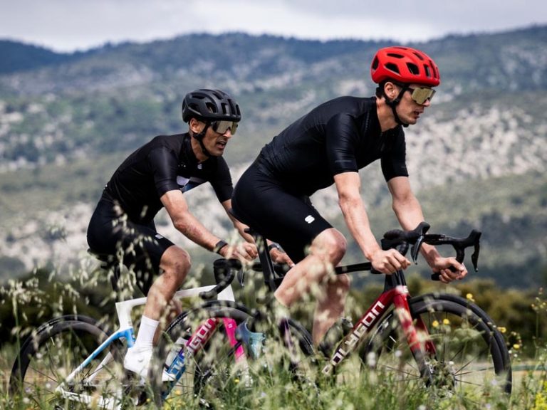 8 Road Cycling Safety Tips & Tricks | Polygon Bikes AU